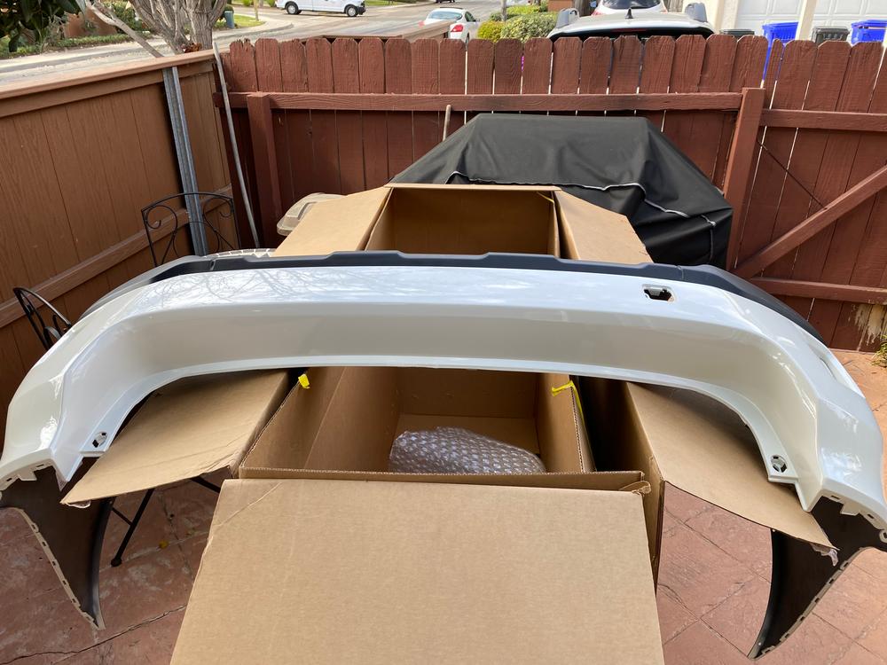 2016 Subaru Outback Rear Bumper Painted - ReveMoto