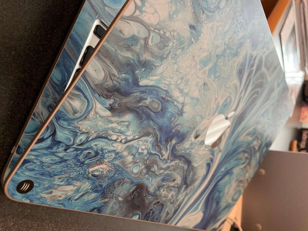 Liquid Dream (MacBook Skin) - fishskyn
