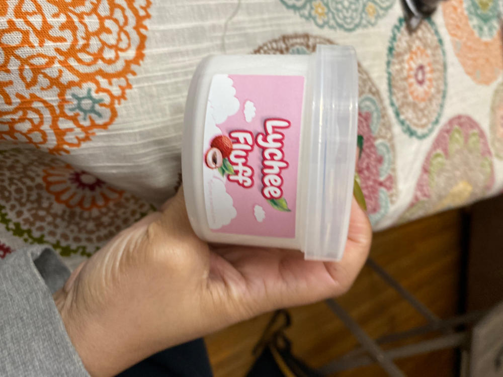 Lychee Fluff Slime – Momo Slimes