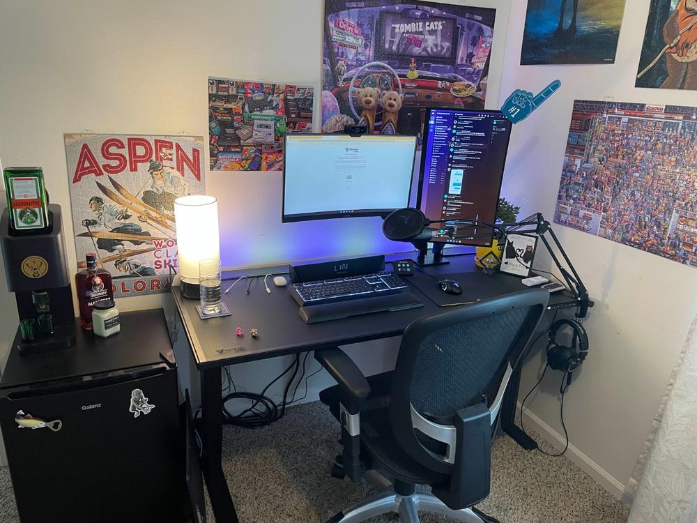 Secretlab MAGNUS Metal Desk | Secretlab SG