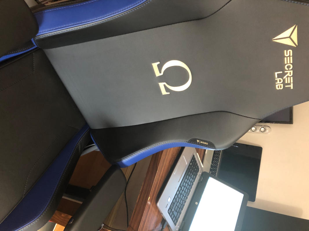 OMEGA Series gaming chairs | Secretlab SG