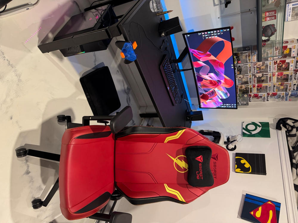 Secretlab MAGNUS Metal Desk | Secretlab SG