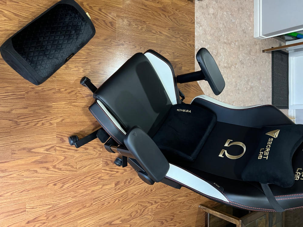 Secretlab Premium Footrest (PlushCell™ Memory Foam) | Secretlab CA