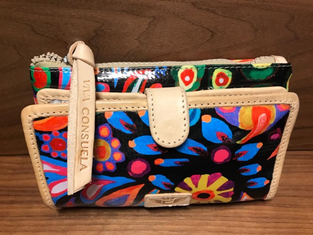 Sophie Slim Wallet – Consuela