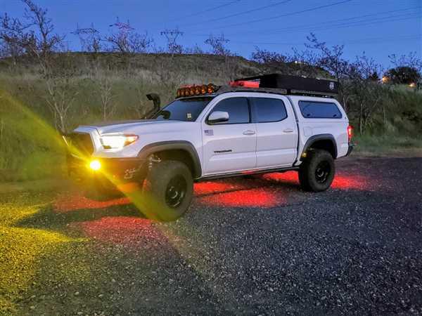 KC HILITES | KC C-Series RGB LED Rock Light Kit - 6 PC - #339