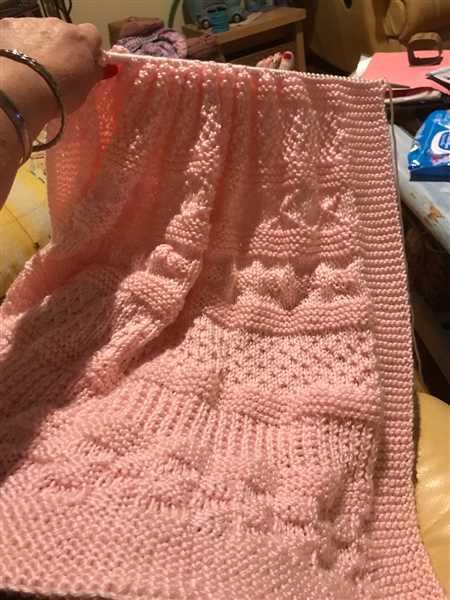 Creative Corner Super Soft yarn 8 ply 100g (35 colours available) – OZ YARN